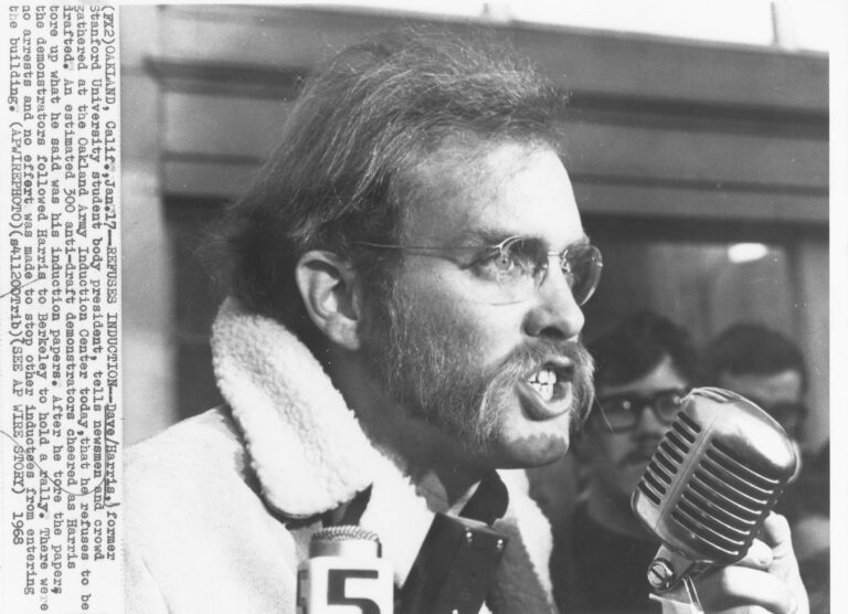 Biography – David Harris